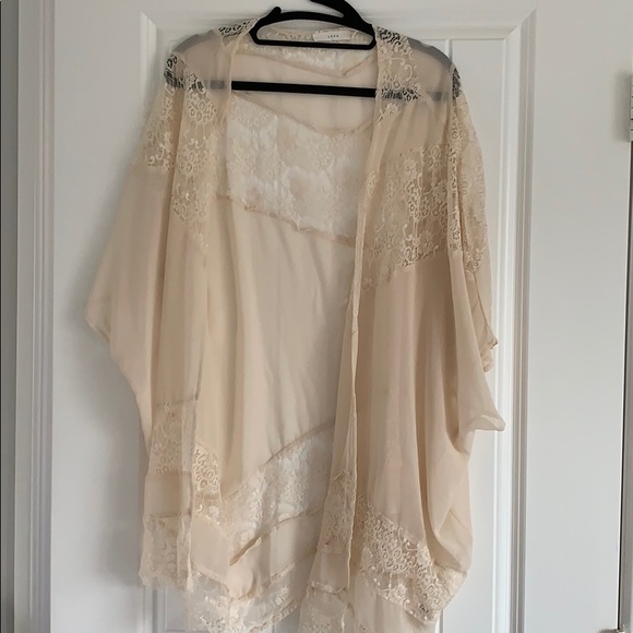 Lush | Tops | Lush Lace Cream Kimono Sm | Poshmark